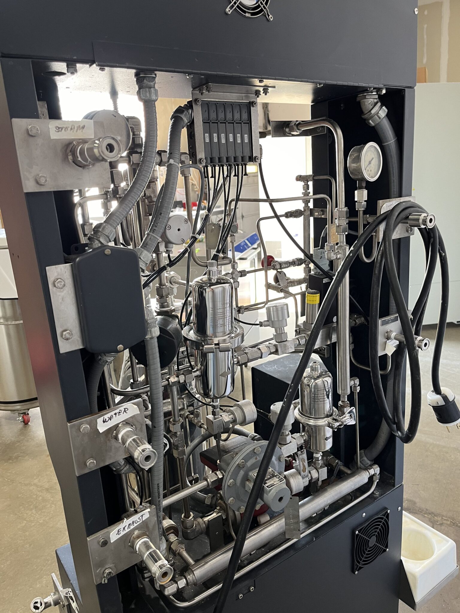 New Brunswick Fermenter Bioreactor Bioflo 5000 | BaneBio