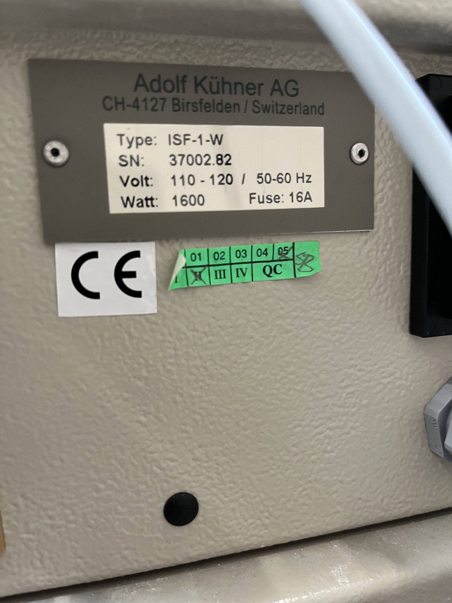 Kuhner Double Stack Shaking/Temperature Control CO2 Incubator ISF-1-W ...