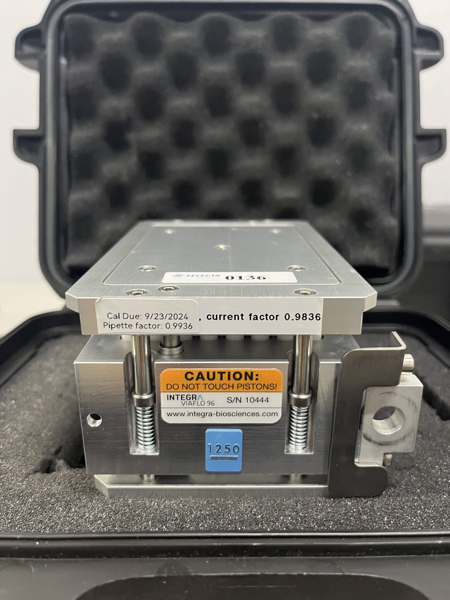 Integra VIAFLO96 96 Well Head 1250uL Automated Pipetting System | BaneBio